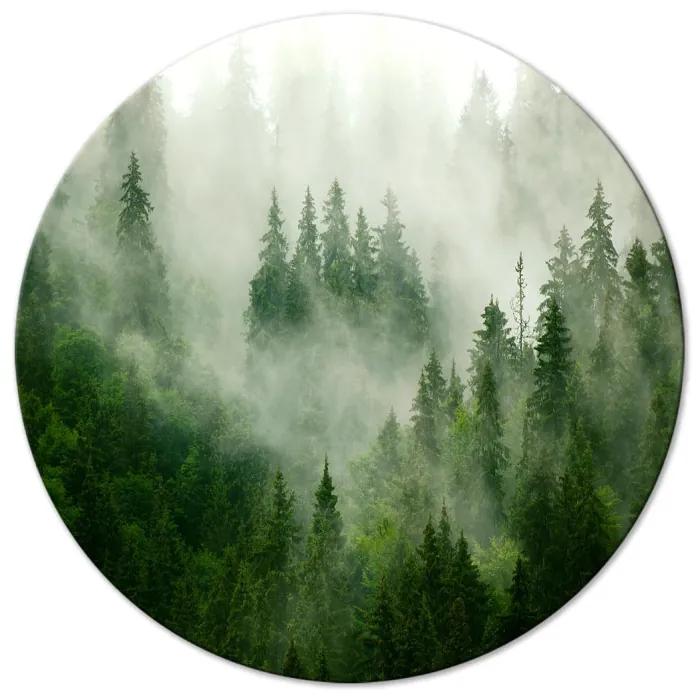 Kulatý obraz Mlžný les - zelená krajina s lesy mezi vysokými horami