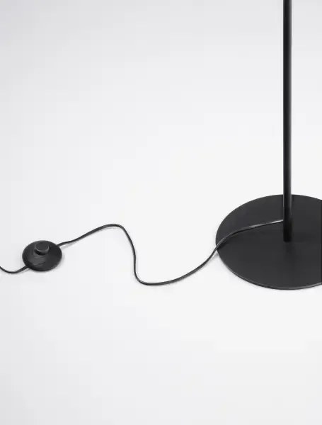 Stojící lampa Pongo