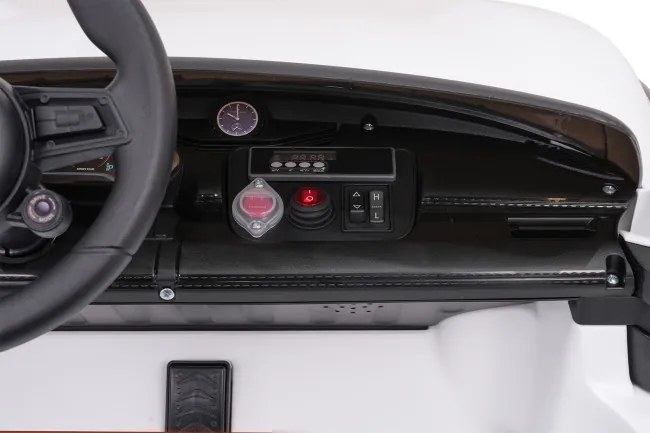 Elektrické autíčko Porsche Taycan Turbo S bílé
