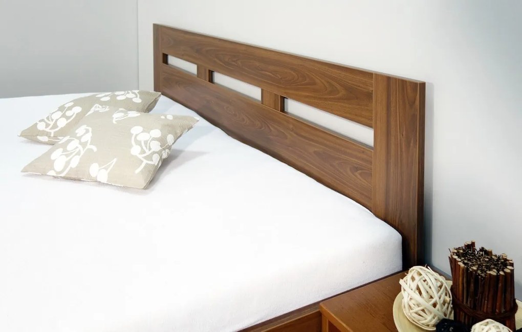 Manželská postel s úložným prostorem Pegas 160x220