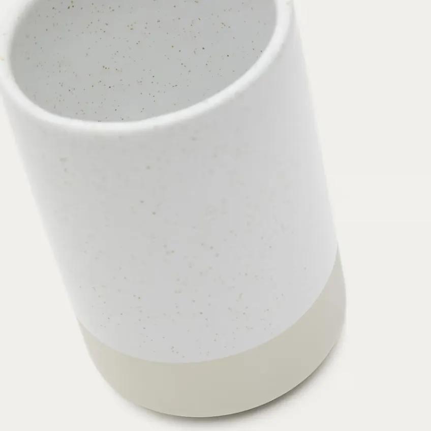 Bílý keramický stojan na zubní kartáčky Kave Home Selis