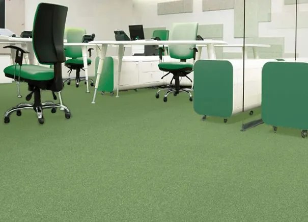 Breno Metrážový koberec OPTIMA SDE NEW 25, šíře 400 cm, Zelená