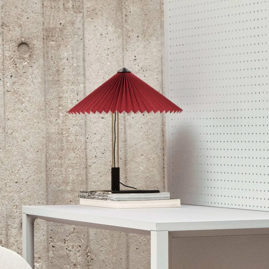 HAY Matin 300 LED skládaná stolní lampa, oxidově červená