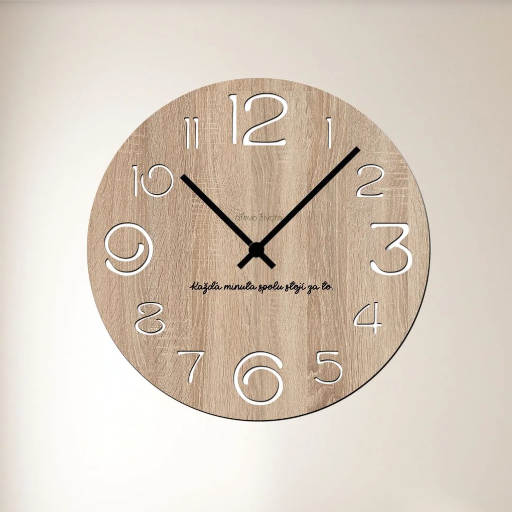 dřevo života Dřevěné hodiny KAŽDÁ MINUTA SPOLU Zvolte barvu dekoru: Bílá, Zvolte velikost hodin (cm): 60x60, Barva ručiček: Stříbrné