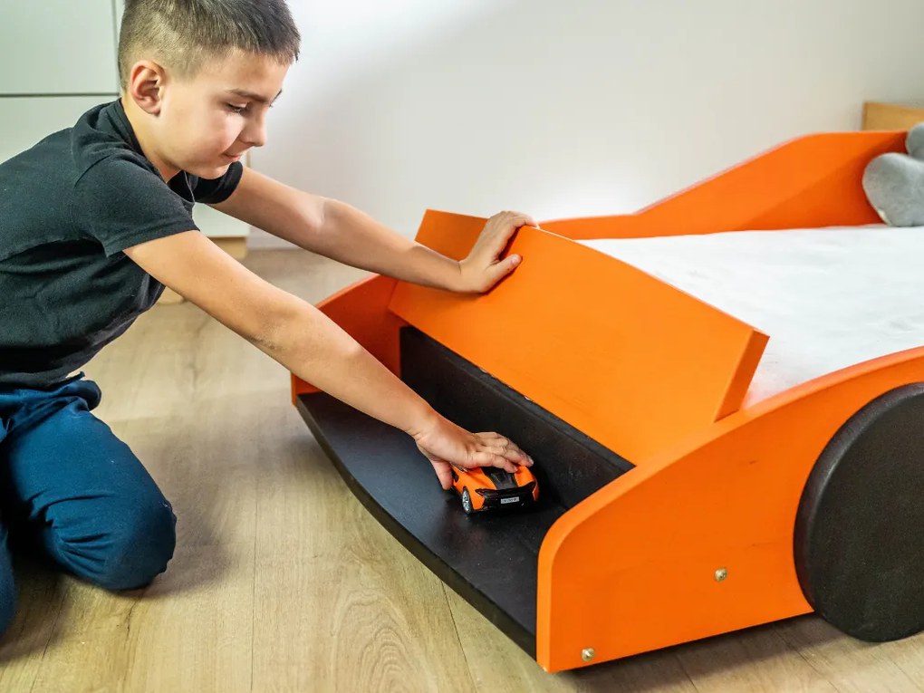 Benlemi Dětská auto postel ve tvaru FERRARI F40 80x160 cm Zvolte barvu: Oranžová - černá