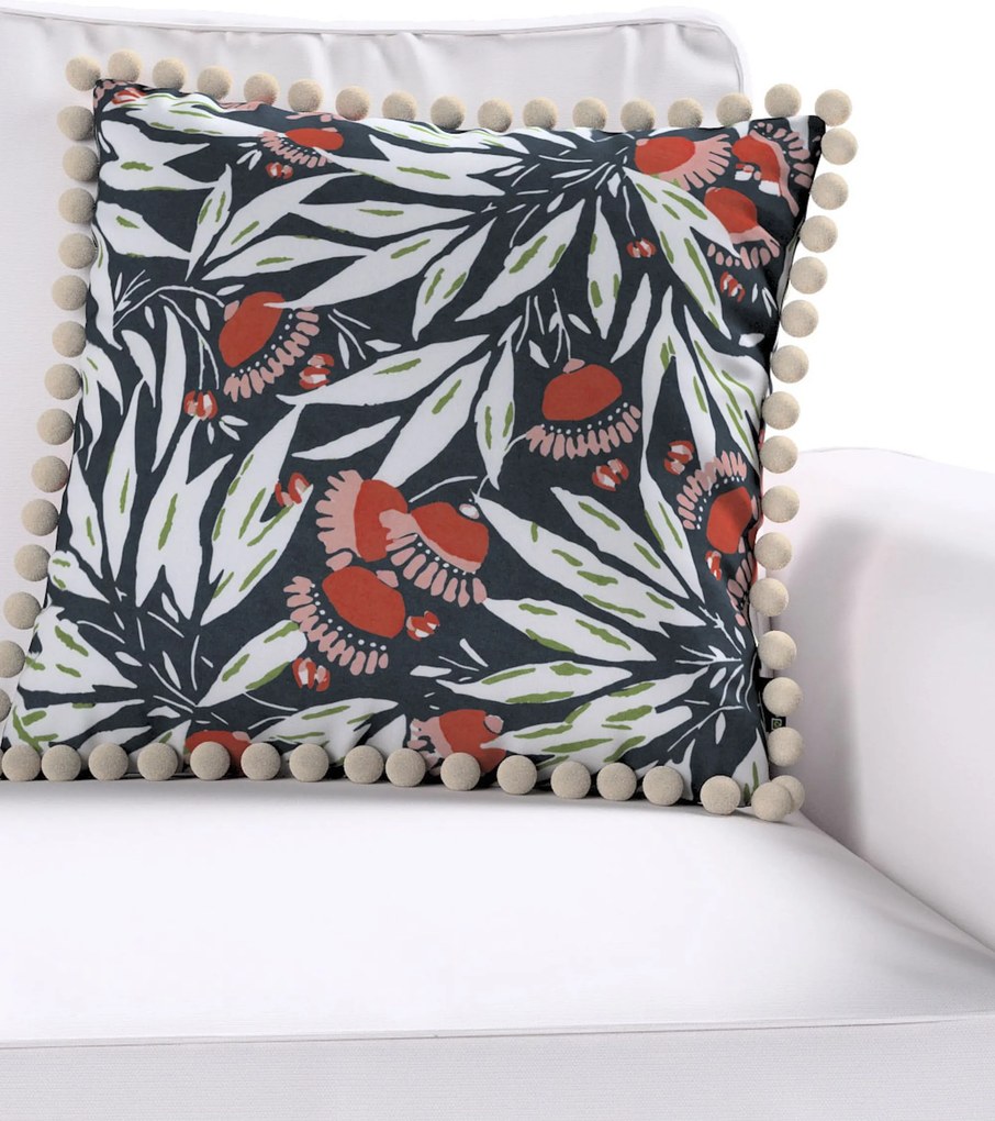 Věra - potah na polštář ozdobné bambulky po obvodu barva vícebarevná látka vzorované