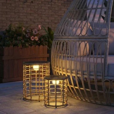 Outsunny Solární stojací lampa sada 2 ratanových solárních lamp se světelným senzorem LED solární světlo v boho stylu IP44