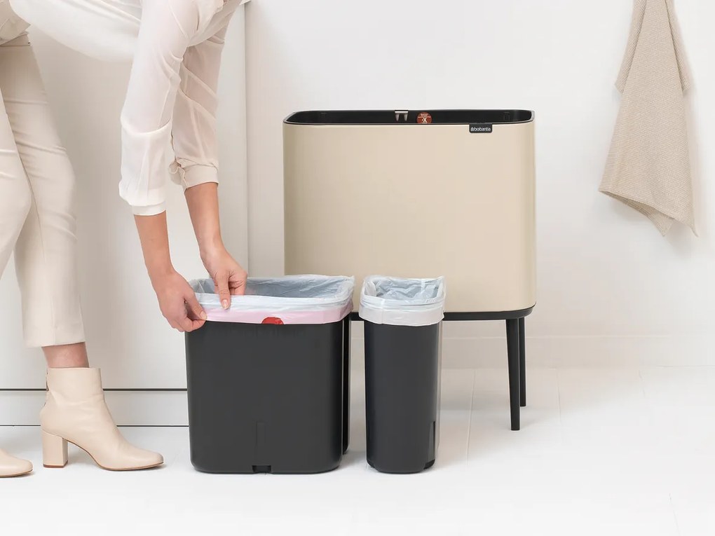 Brabantia BO TOUCH BIN Dotykový odpadkový koš 11+23 l - jemná béžová