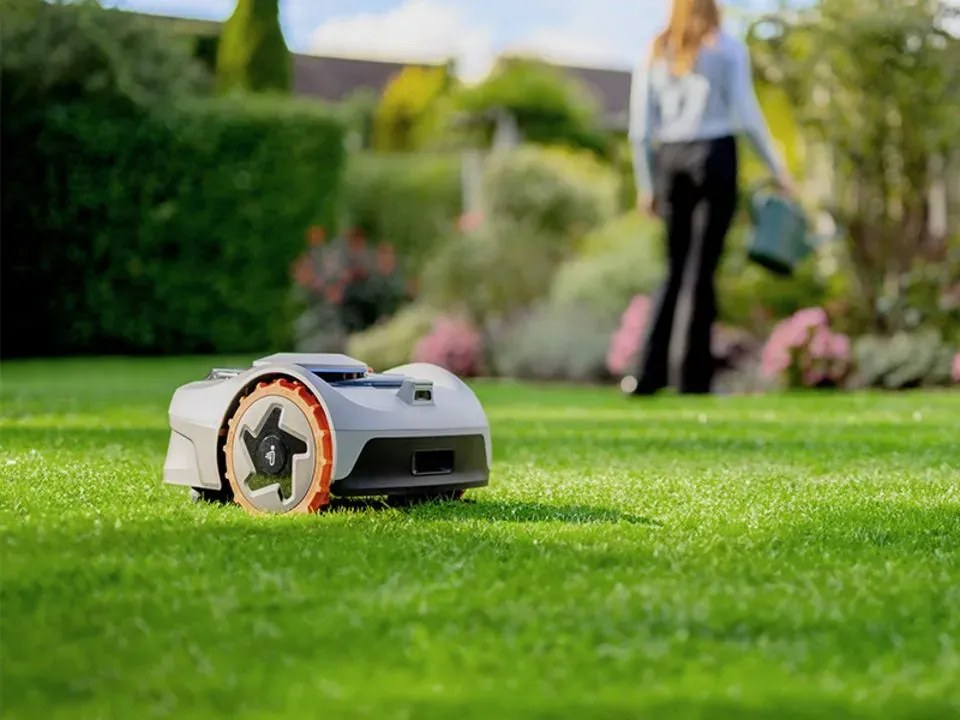 Sekačka robotická Segway i105E