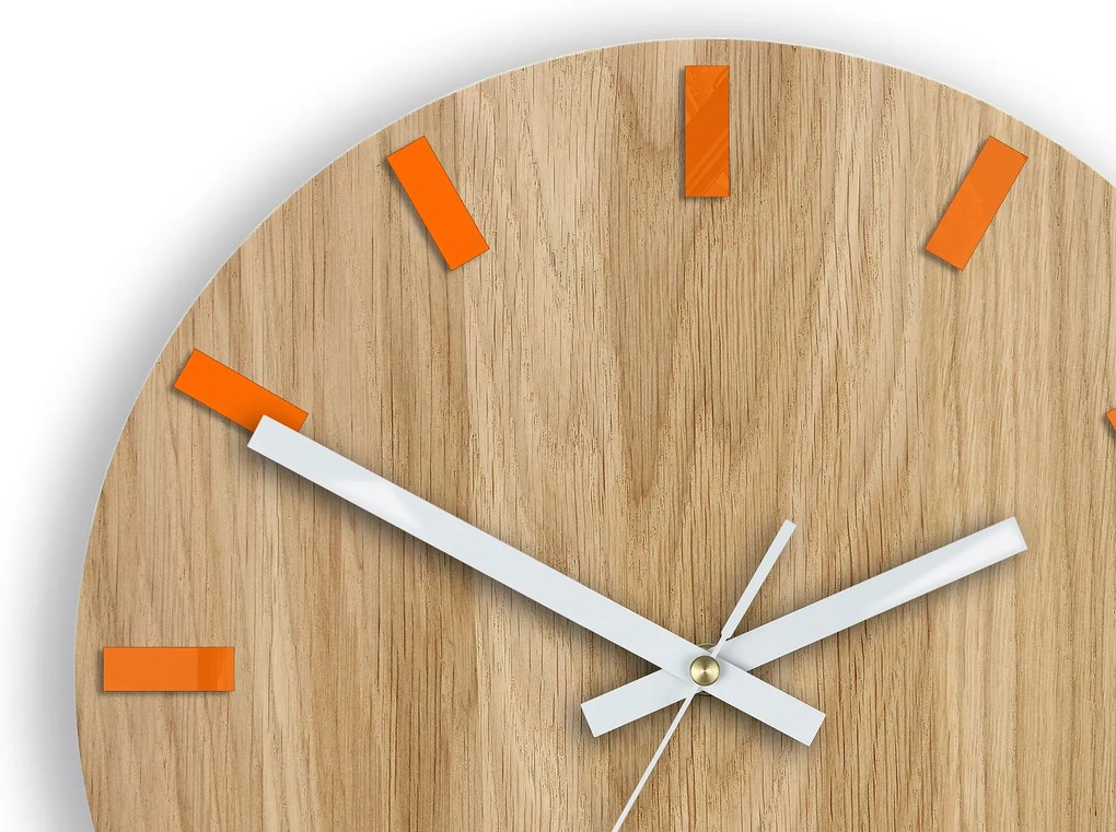 Dřevěné nástěnné hodiny Simple 33 cm dub přírodní/oranžové