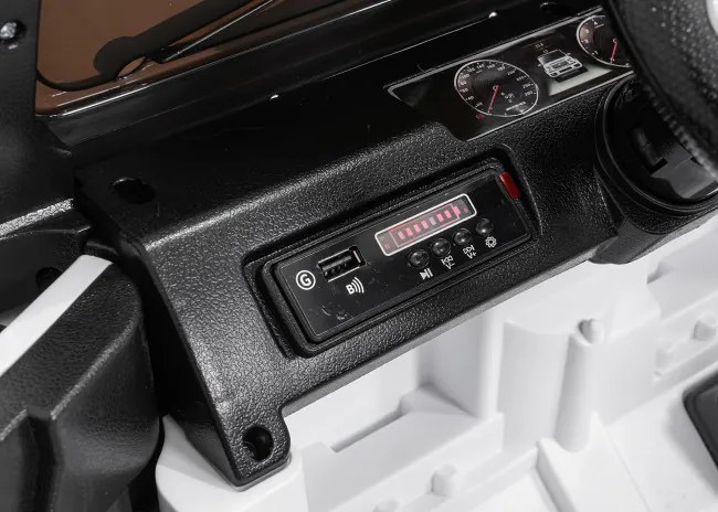Elektrické autíčko Mercedes G63 AMG LIFT bílé