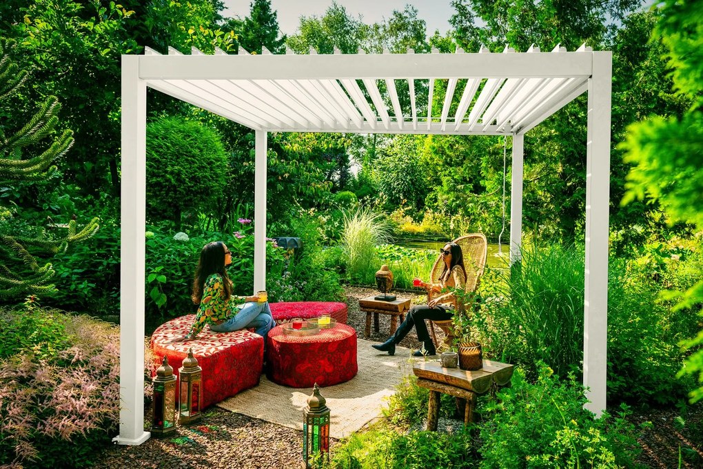 Outdoor Creations Hliníkovo-ocelová pergola s vyčnívajícImi lamelami ALUSTEEL 300x400cm 4 stojky Barva: Bílá RAL 9016