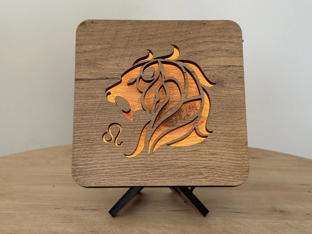 Li-Go Znamení "Lev" lampa 19x19cm provedení povrchu: dub světlý