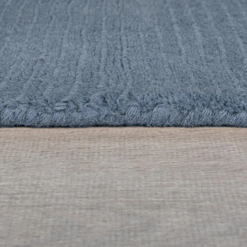 Tmavě modrý ručně tkaný vlněný koberec 200x290 cm Textured Wool Border – Flair Rugs