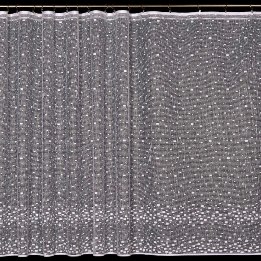 Metrážová záclona Voleta 250 obšít okraje  a našít stužku  5cm