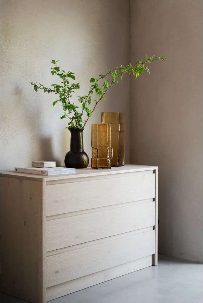 Komoda v dekoru dubu ve světle přírodní barvě 110x70x45 cm Melstone – Rowico