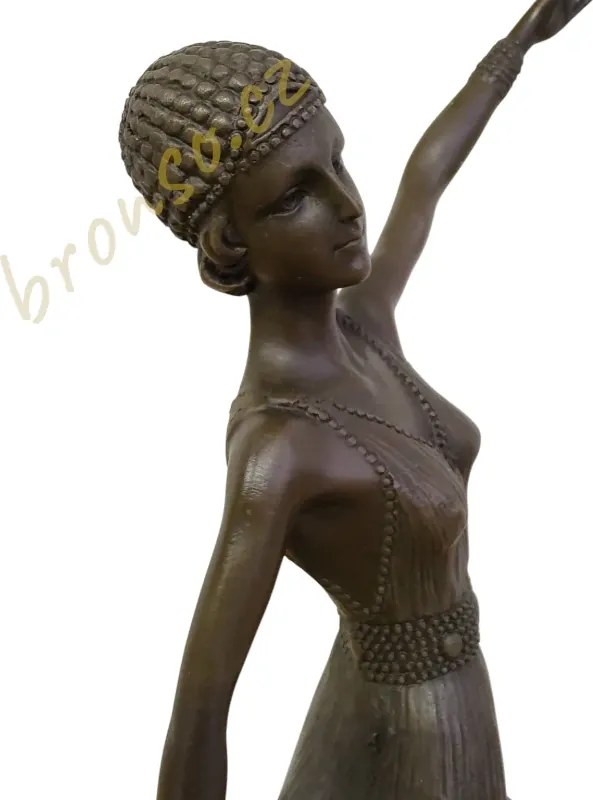 Art Deco bronzová socha – elegantní tančící žena