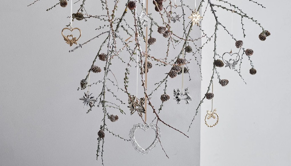 Ozdoba na vánoční stromek Karen Blixen cesmína zlatá