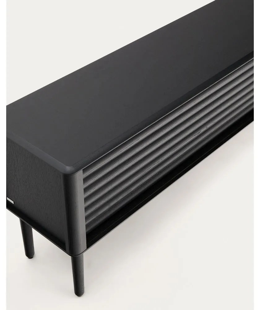 Černý TV stolek v dekoru dubu 200x57x35 cm Lenon – Kave Home