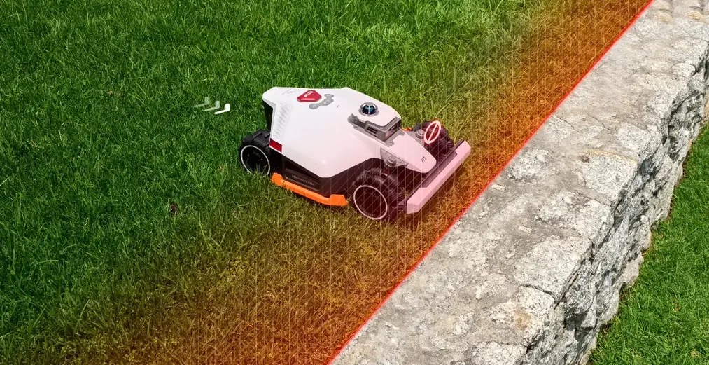 Mammotion LUBA 3 AWD 5000 + sada nožů 24 ks
