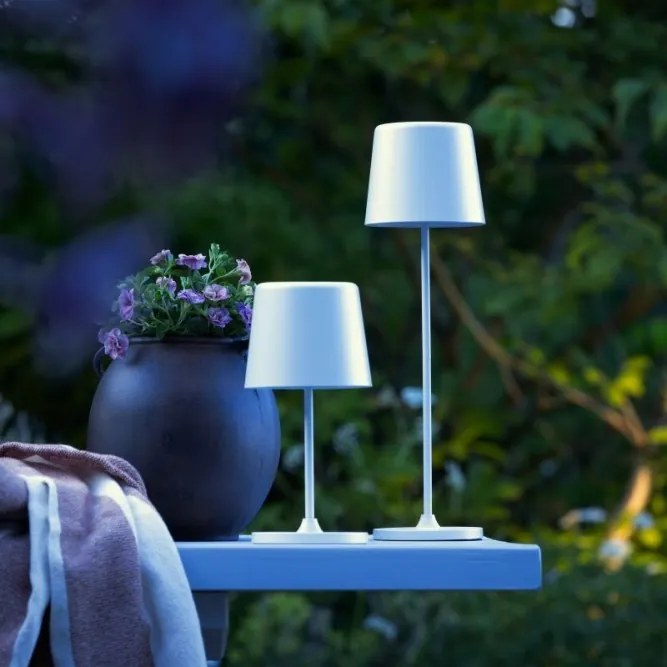 Brilliant G90939/75 Venkovní AKU stolní lampa KAAMI bílá USB-C