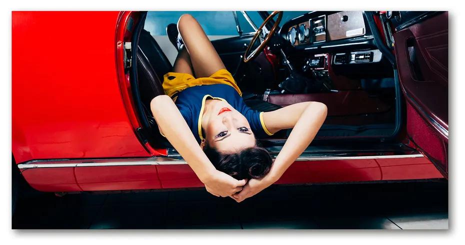 Wallmuralia Moderní akrylový fotoobraz Žena v autě 140x70 cm