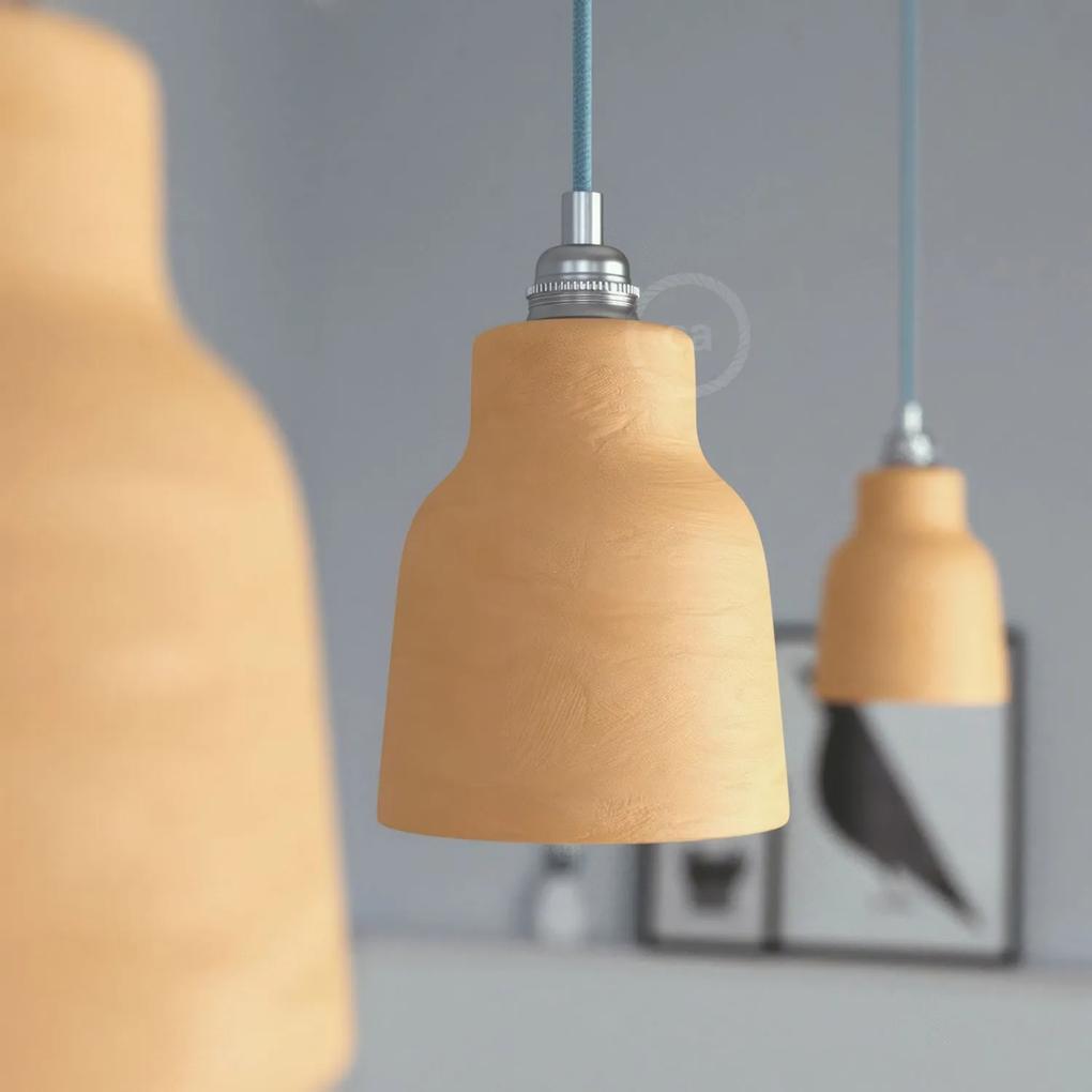 creative cables Závěsná lampa s textilním kabelem, keramickým stínidlem tvaru vázy s kovovými detaily Barva: Betonový efekt-bílá