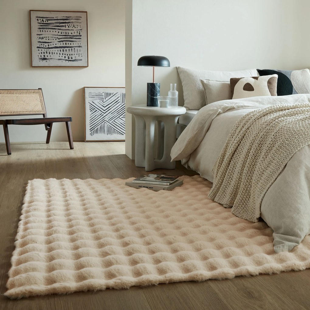 Kusový koberec Waffle Faux Fur Ivory, 180x290, béžová, obývacia izba, Flair Rugs