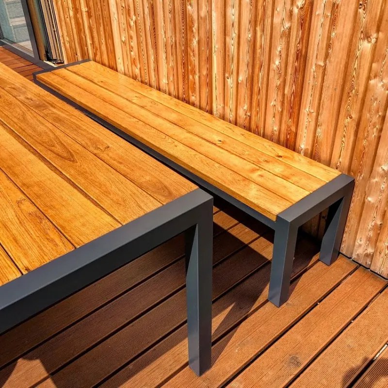KULHÁNEK Designová zahradní lavice bez opěradla Délka: individuální, Odstín nátěru: lazura - ořech, Odstín podnože: černá - RAL 9005