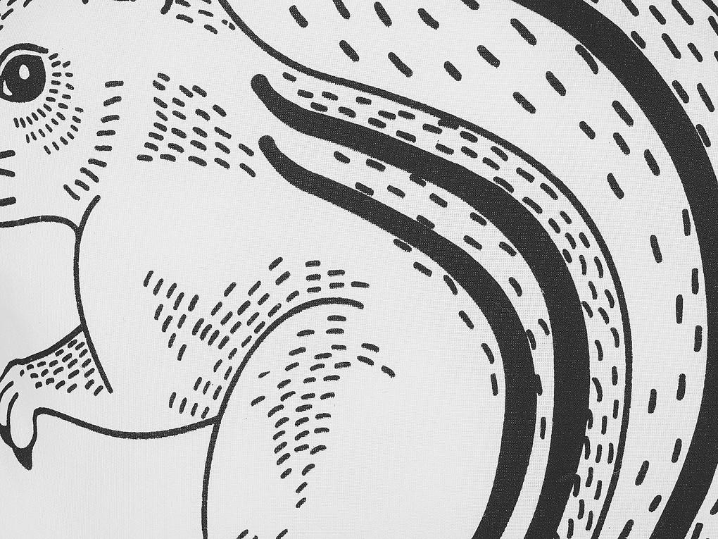 Dětský polštář veverka 42 x 48 cm černobílý KOLKATA Beliani
