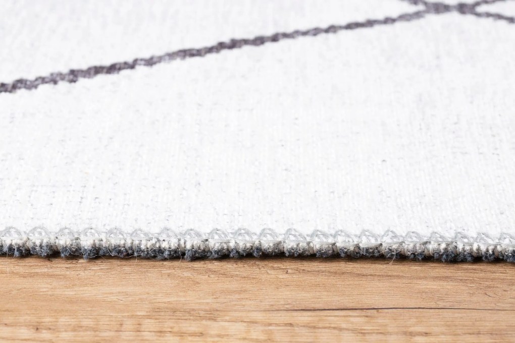 CONCEPTUM HYPNOSE Koberec CHENILLE 150x230 cm bílý 473RTP1451