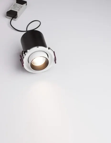 Podhledové svítidlo Pin bílé