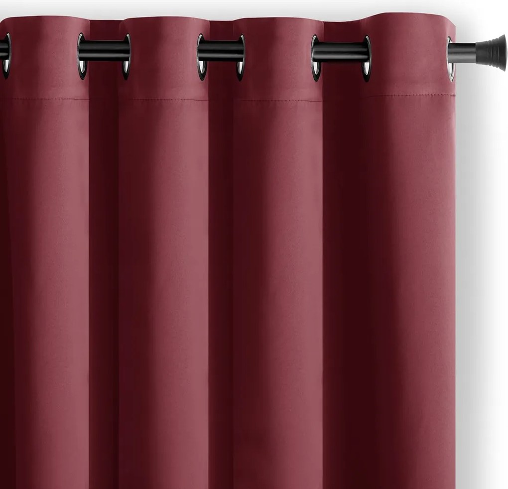 Závěs AmeliaHome Blackout s průchodkami 140x245 vínový