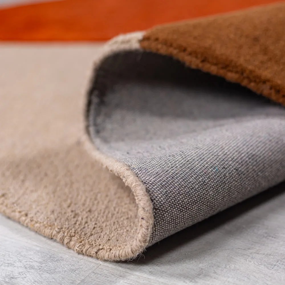 Ručně tkaný vlněný kulatý koberec v cihlové barvě ø 150 cm Mia Segment – Flair Rugs