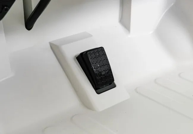 Elektrické autíčko RAM 3500 bílé