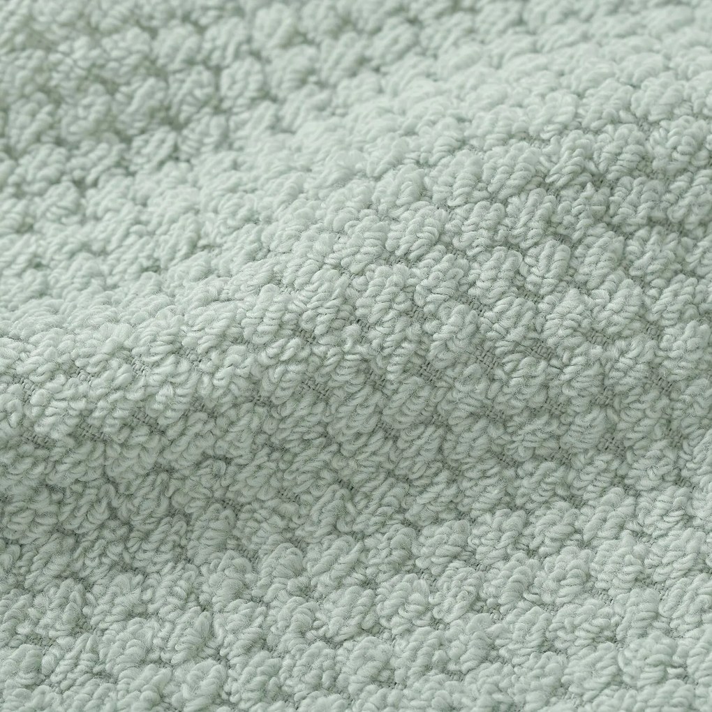 Goldea bavlněný froté ručník / osuška micro pure - eukalyptus 70 x 140 cm