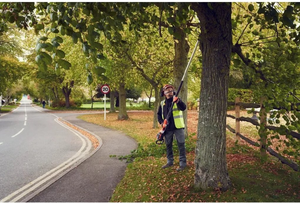 Aku vyvětvovací pila Husqvarna 530iPT5
