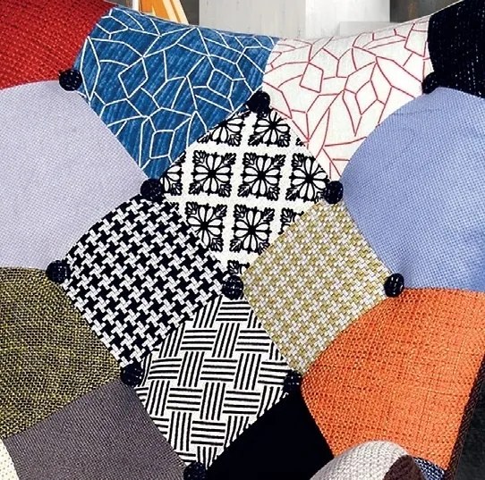 Moderní křeslo patchwork