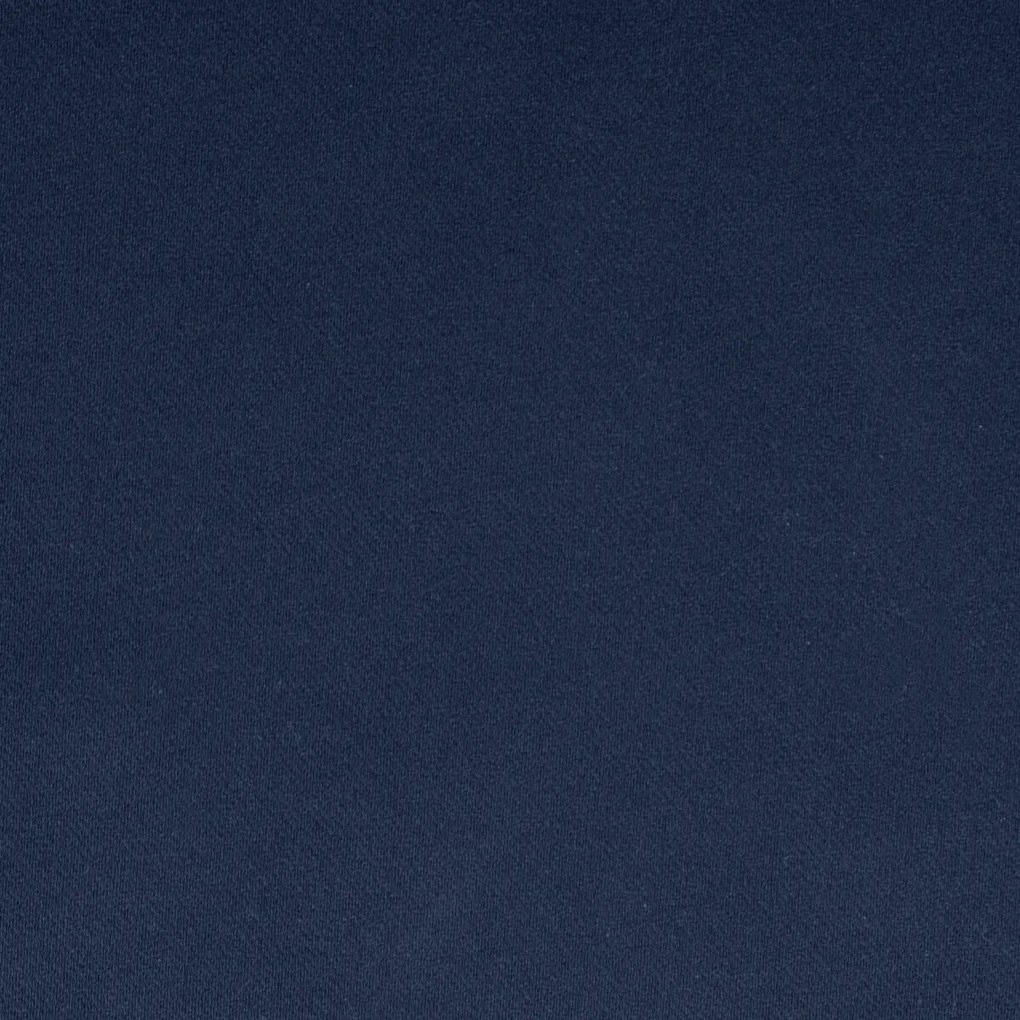 Tmavě modrý blackout závěs na kroužcích PARISA 135x250 cm