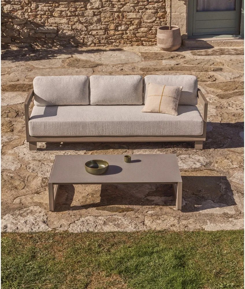 Béžový/taupe hliníkový zahradní lounge set pro 3 osoby Nerano – Kave Home