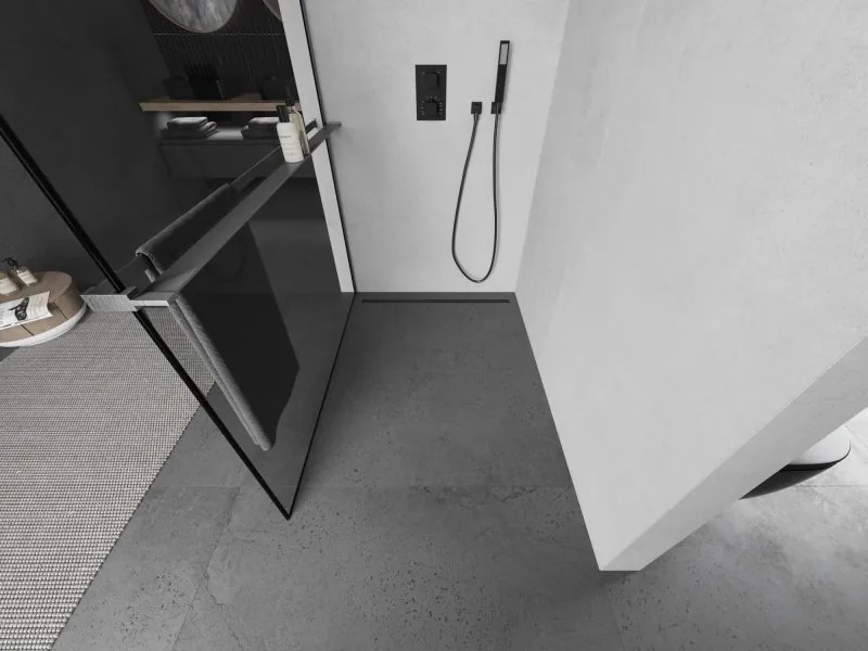 Mexen Kioto+ L, sprchová zástěna Walk-In s poličkou a věšákem 70 x 200 cm, 8mm čiré sklo černý vzor, grafitový profil, 800-070-123-66-70