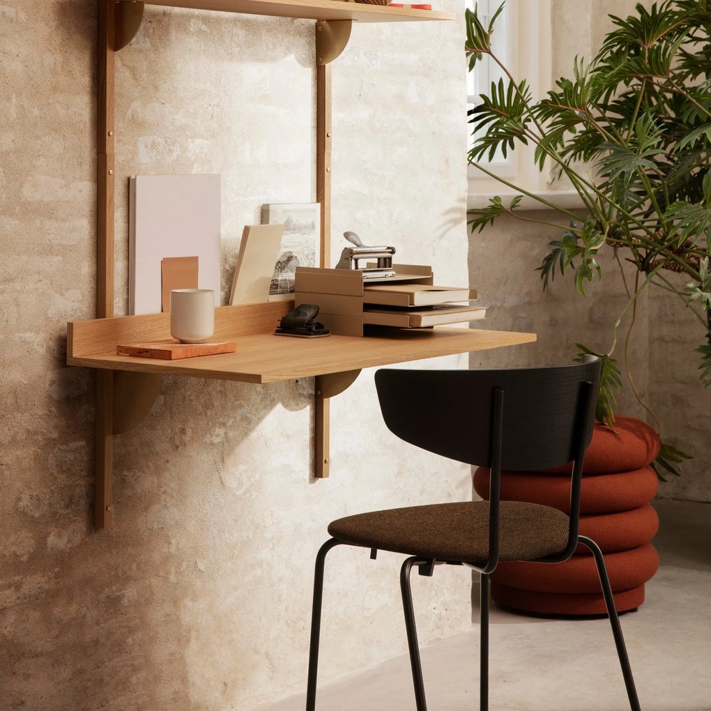 FERM LIVING Jídelní židle Herman, Walnut