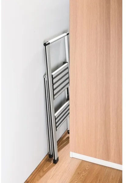 WENKO 601011100 - Schůdky ALU-DESIGN 44x101 cm stříbrná/černá