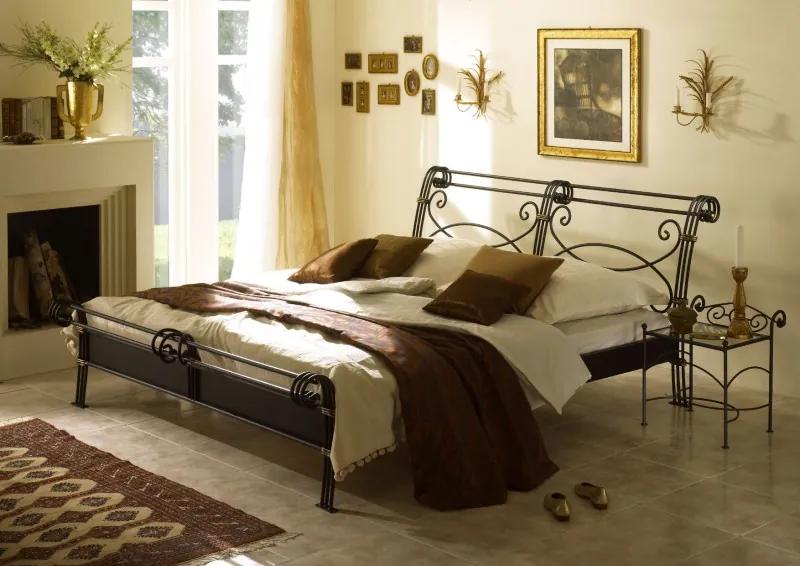 Nábytek ATIKA s.r.o. Kovová postel BELLA GRANDE Povrchová úprava: bílá, Rozměr: 200 x 200 cm