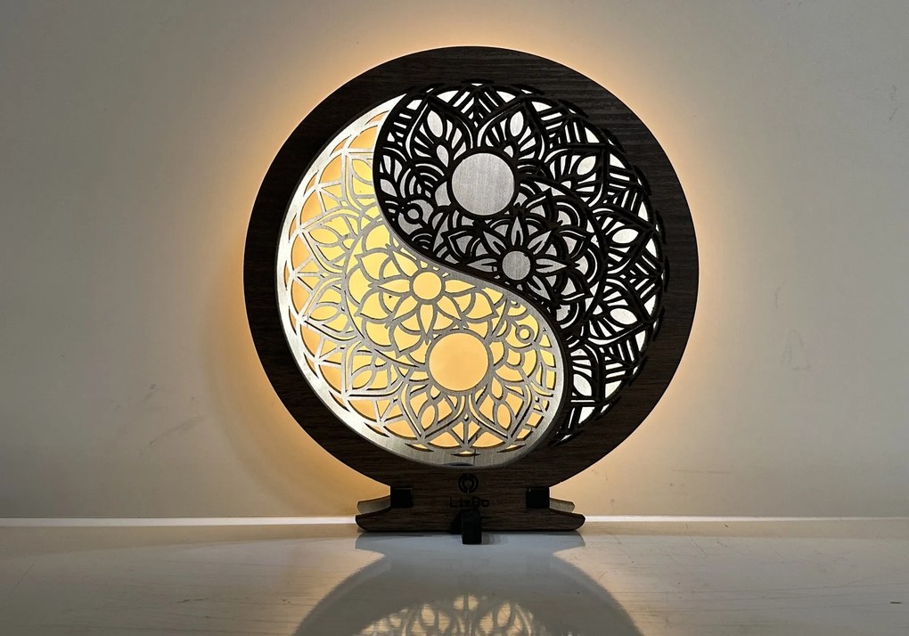 Li-Go "Jin Jang" lampa 20x22 cm provedení povrchu: ořech