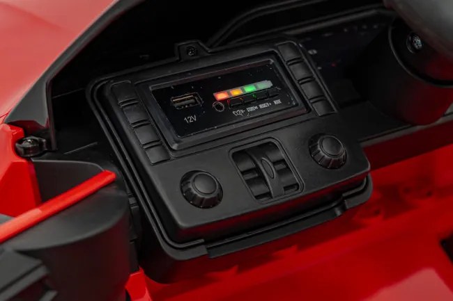 Elektrické autíčko BMW M4 červené