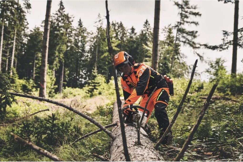 Benzínová řetězová pila STIHL MS 400.1 C-M MB012000003