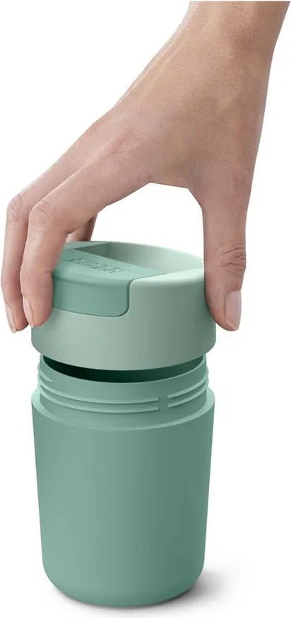 Cestovní hrnek v mentolové barvě 340 ml Sipp – Joseph Joseph