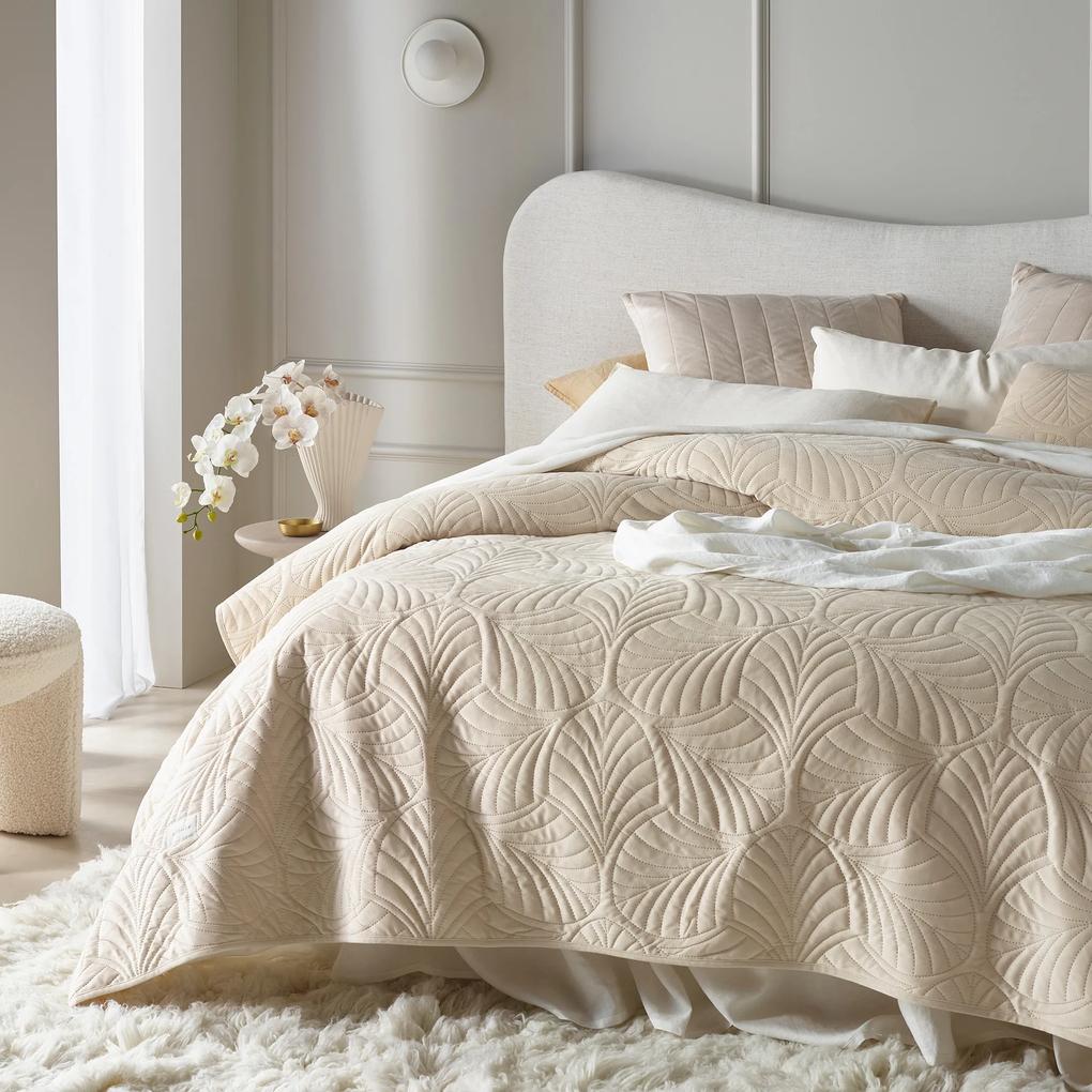 Room99 Přehoz na postel Feel Listy Jednobarevný Prošívaný Barva: Světle šedá, Velikost: 240 x 260 cm