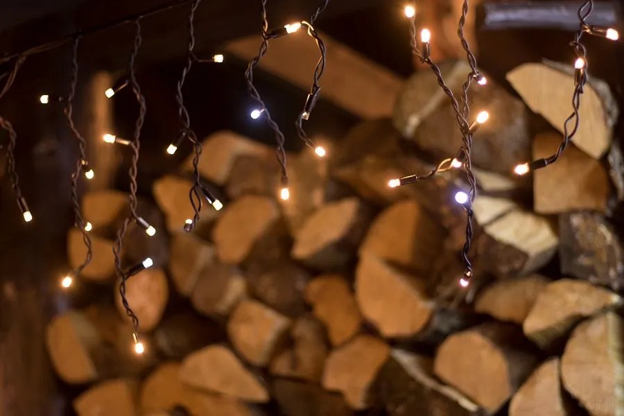 Easy Fix venkovní LED rampouchy světelné, 300 × 90 cm, teple bílá, 174 diod, černý kabel, IP67, prodlužovací